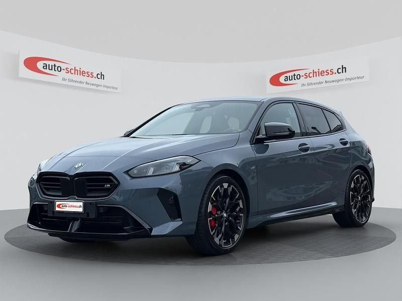 Gebraucht 2024 BMW M135 Shadowline 300 PS Kleinwagen – 8604 Hegnau ...