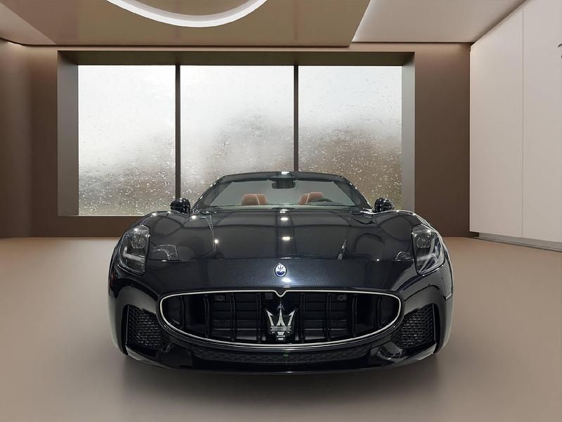 Neu 2025 Maserati Granturismo 491 PS Coupé – 9402 Mörschwil (Händler ...