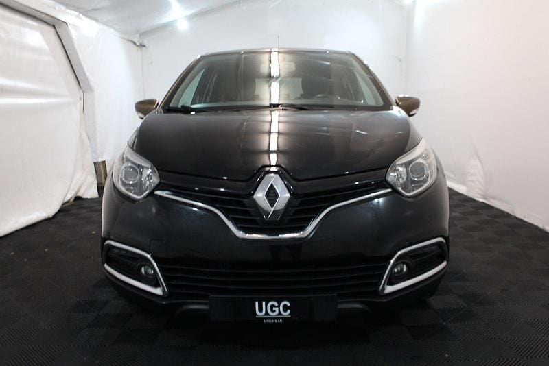 Gebraucht 2015 Renault Captur Privilege 120 PS SUV – 5322 Koblenz ...