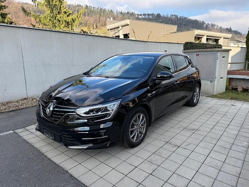 Gebraucht 2020 Renault Mégane IV Intens 140 PS – 9436 Balgach (Privat ...