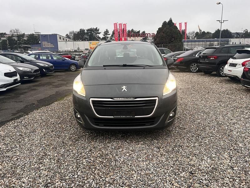 Gebraucht 2014 Peugeot 5008 Style 156 PS – 1217 Meyrin (Händler) – CHF ...