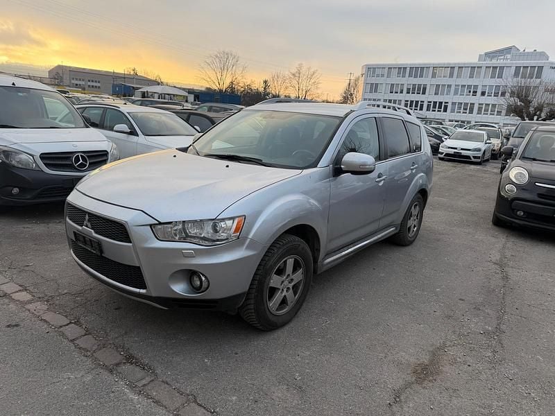 Gebraucht 2010 Mitsubishi Outlander Invite 156 PS SUV – 8604 Volketswil ...