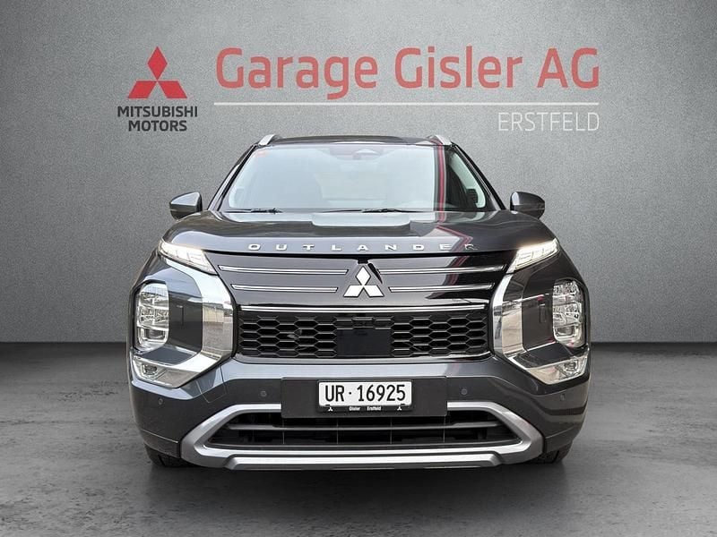 Gebraucht 2025 Mitsubishi Outlander P-HEV Instyle 306 PS SUV – 6472 ...