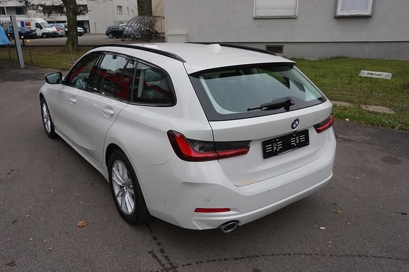 Gebraucht 2023 BMW 320e Shadowline 201 PS Kombi – 8400 Winterthur ...