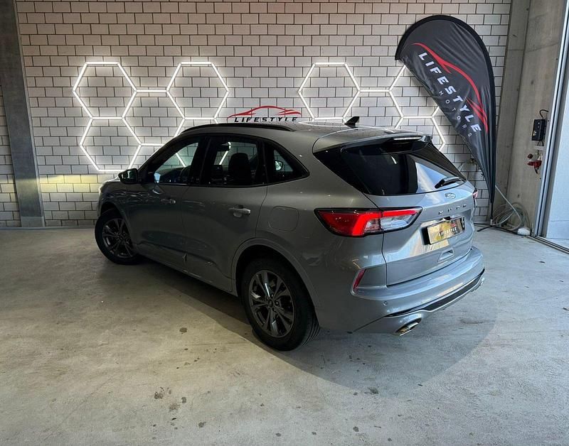 Gebraucht 2022 Ford Kuga ST-Line 120 PS SUV – 6340 Baar (Händler) – CHF ...