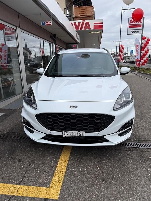 Gebraucht 2022 Ford Kuga ST-Line 190 PS SUV – 8965 Berikon (Händler ...