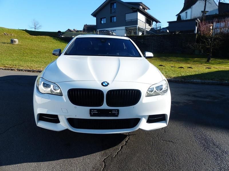 Gebraucht 2012 BMW M550 Shadowline 381 PS Limousine – 6313 Edlibach ...