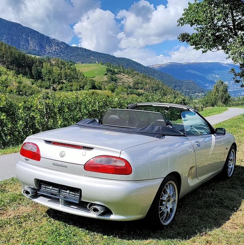 VERKAUFT Gebraucht 2000 MG F 145 PS Cabrio – 7536 Sta. Maria V. M ...