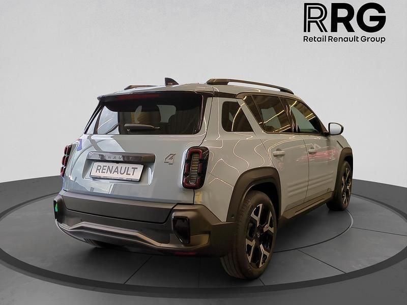 Neu 2026 Renault R4 Komfort 150 PS Limousine – 1228 Plan-les-Ouates ...