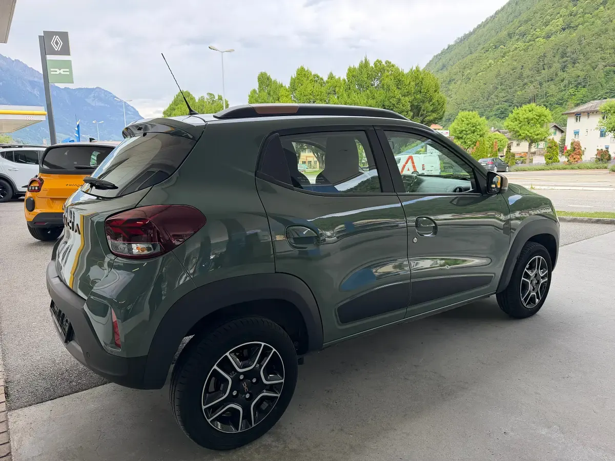 Gebraucht Dacia Spring Extreme 65 PS (2024) in Martigny-Croix - CHF 11 ...