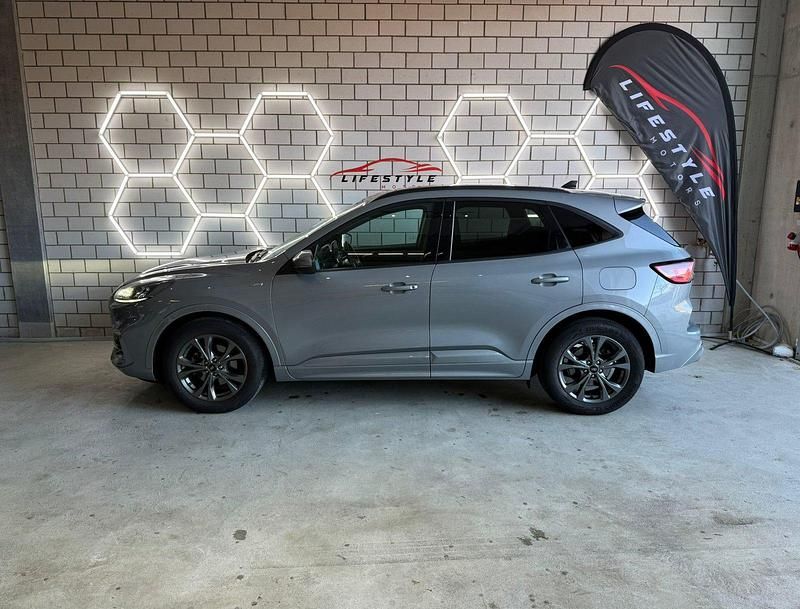 Gebraucht 2022 Ford Kuga ST-Line 120 PS SUV – 6340 Baar (Händler) – CHF ...