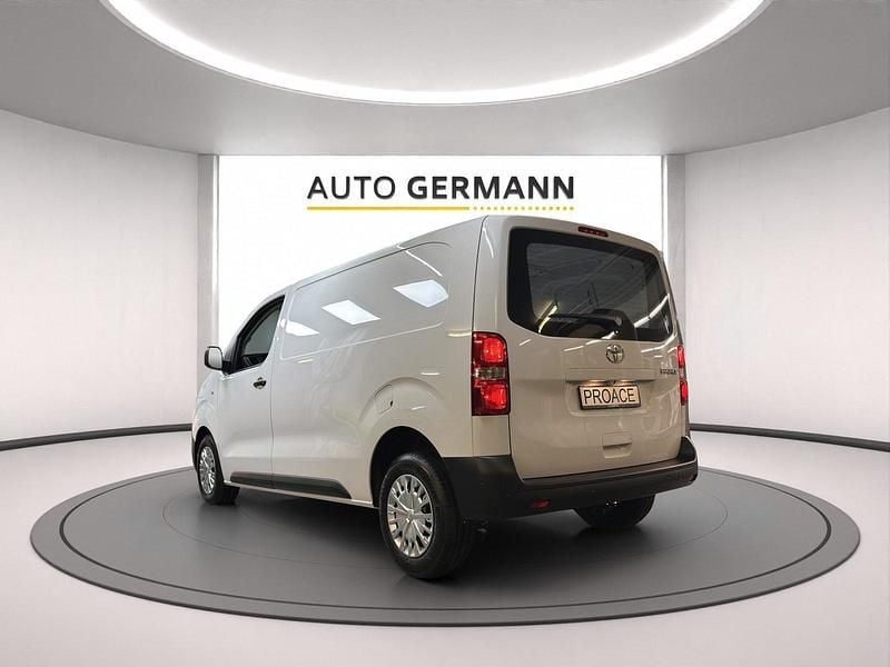Neu 2026 Toyota Proace Advance 150 PS Van / Kleinbus – 5502 ...