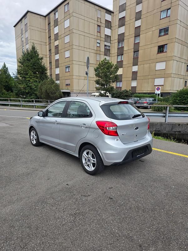 Gebraucht 2018 Ford Ka Plus Active 86 PS Kleinwagen – 8752 Näfels ...