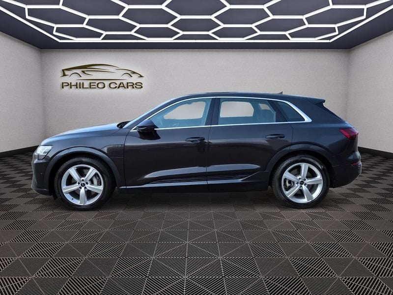 Gebraucht Audi Q8 e-tron Advanced 408 PS (2023) in Altendorf - CHF 42 ...