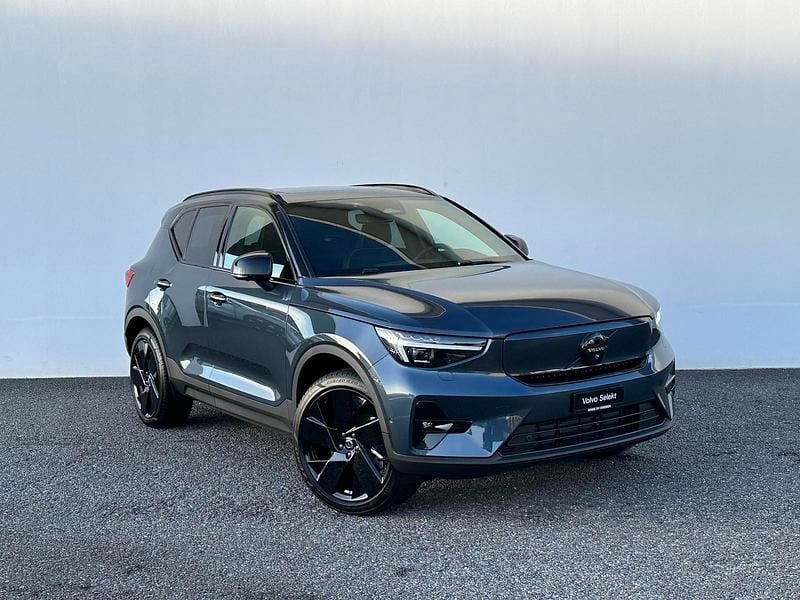 Gebraucht 2025 Volvo EX40 442 PS SUV – 3613 Steffisburg (Händler) – CHF ...