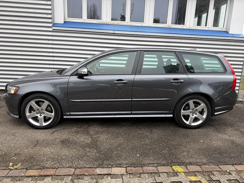Gebraucht 2008 Volvo V50 R-Design 230 PS Kombi – 8600 Dübendorf ...
