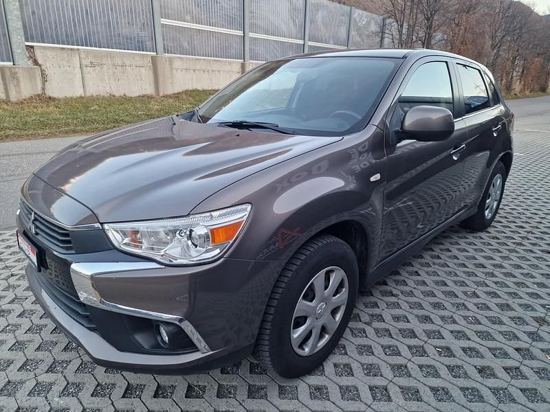 Gebraucht 2017 Mitsubishi ASX 117 PS SUV – 1906 Charrat (Händler) – CHF ...