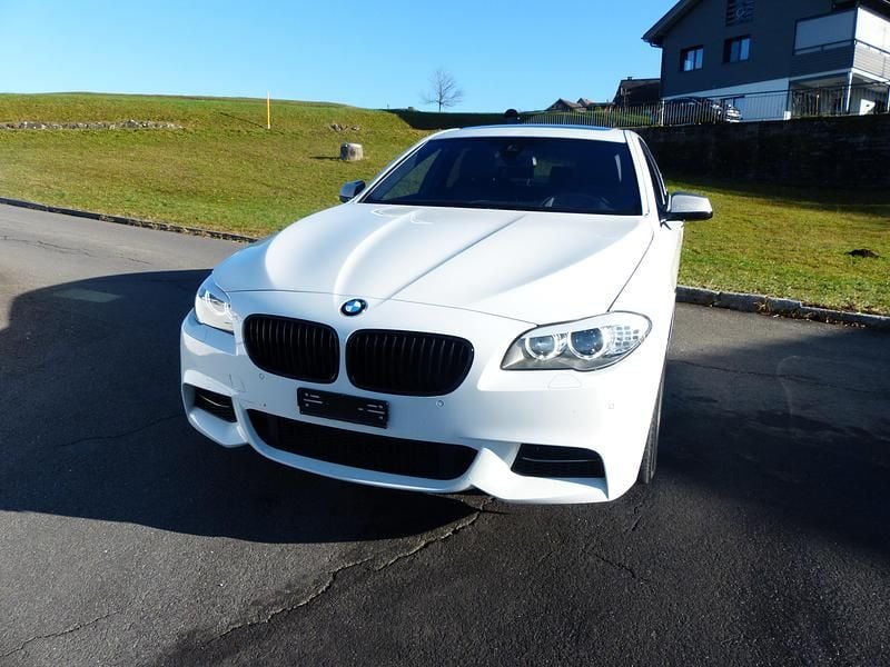 Gebraucht 2012 BMW M550 Shadowline 381 PS Limousine – 6313 Edlibach ...
