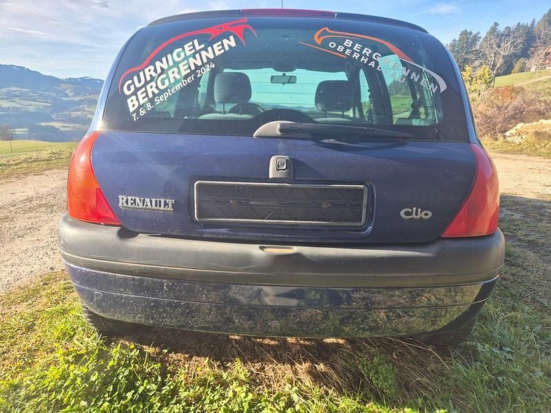 Gebraucht 2001 Renault Clio II 98 PS – 3088 Rüeggisberg (Privat) – CHF ...