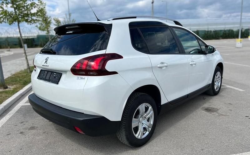 Gebraucht 2019 Peugeot 2008 Style 110 PS SUV – 4538 Oberbipp (Händler ...