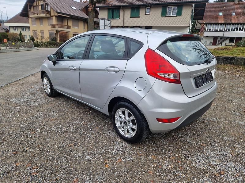 Gebraucht 2009 Ford Fiesta Trend 82 PS – 3662 Seftigen (Händler) – CHF ...