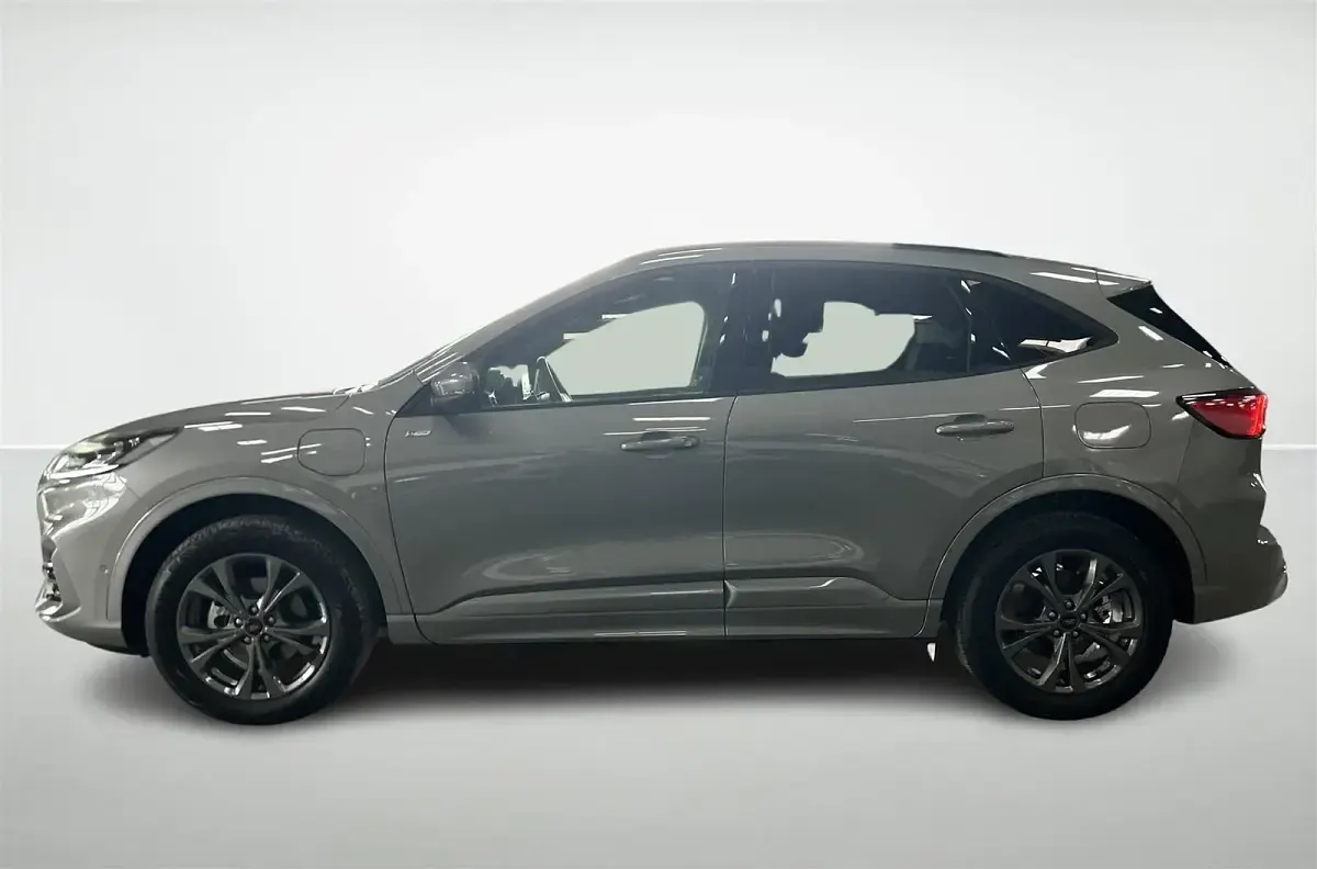 Brugt Ford Kuga ST-Line X 225 HK (2023) i Køge - 229.500 kr. | AutoUncle