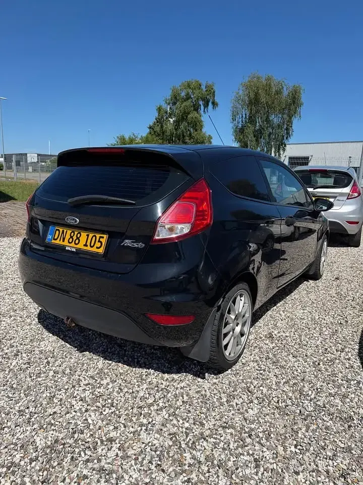 Brugt Ford Fiesta 95 HK (2015) i Greve, Danmark - 32.500 kr. | AutoUncle