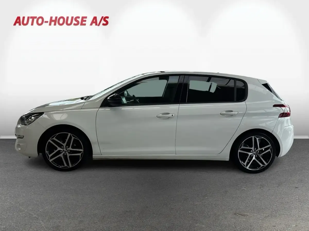 Brugt Peugeot 308 Allure Sky 120 HK (2016) i Køge - 39.500 kr. | AutoUncle