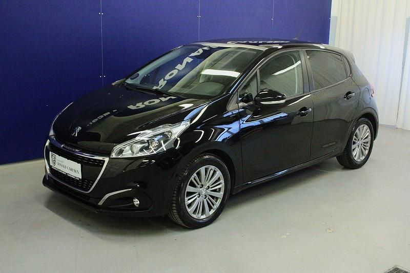 Brugt 2018 Peugeot 208 Signature Sky 82 HK Hatchback – 5260 Odense ...