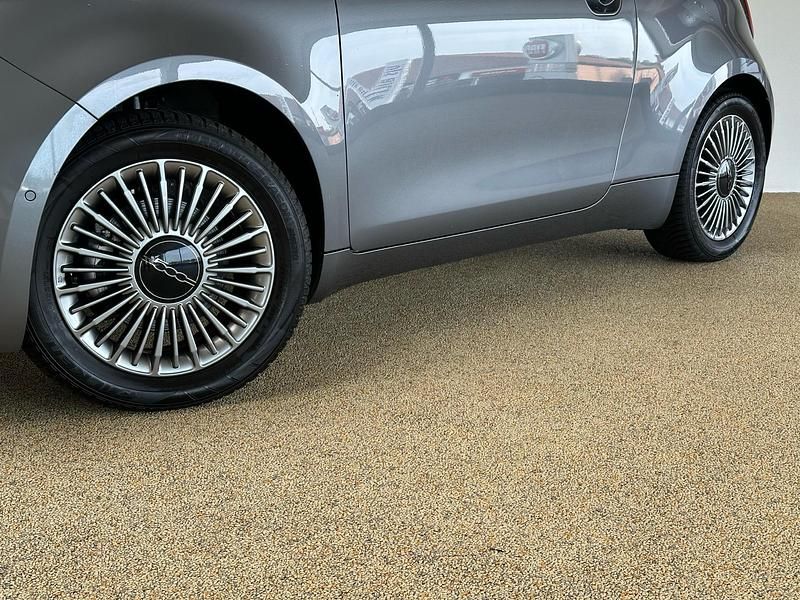 SOLGT Brugt 2023 Fiat 500e Icon 118 HK Hatchback – Midtjylland ...