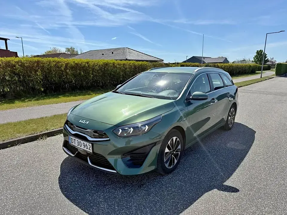 Brugt Kia Ceed Sportswagon 141 HK (2023) i Aalborg, Danmark - 179.000 ...