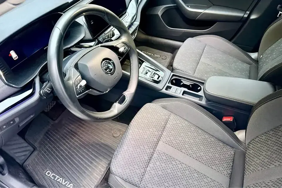 Brugt Skoda Octavia 204 HK (2021) i København, Danmark - 175.000 kr ...