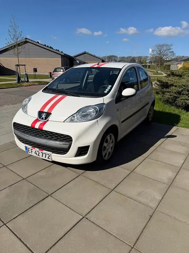 Brugt Peugeot 107 68 HK (2011) i Esbjerg, Danmark - 16.500 kr. | AutoUncle