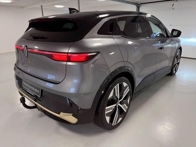 Brugt 2022 Renault Megane E-Tech Iconic 220 HK Hatchback – 8783 ...