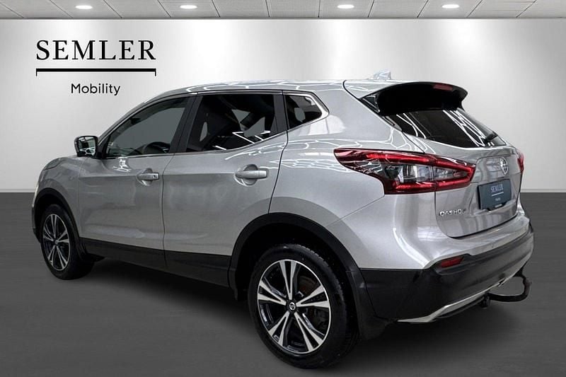 Brugt 2019 Nissan Qashqai N-Connecta 160 HK SUV – 3400 Hillerød ...