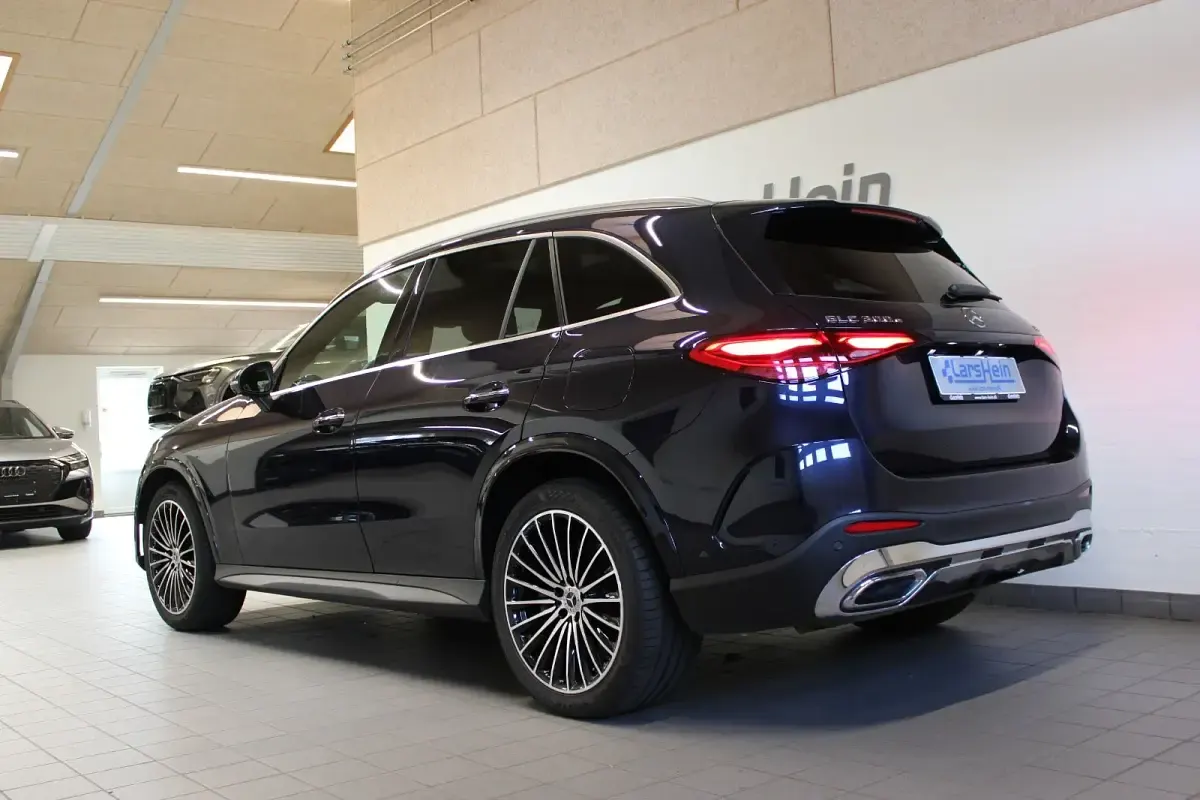 Brugt Mercedes GLC300e AMG Line Premium Plus 313 HK (2023) i Ribe - 729 ...