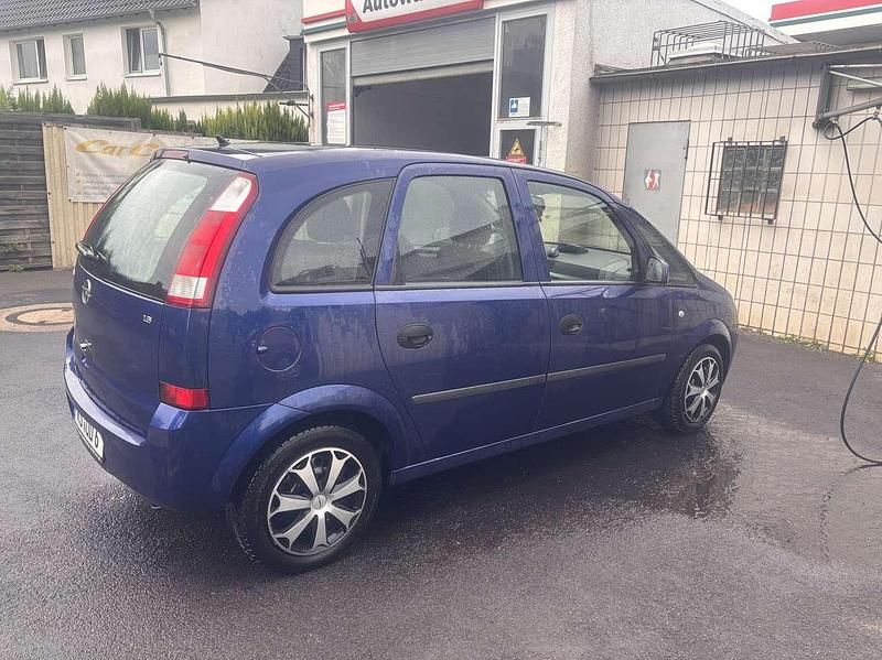 Gebraucht 2003 Opel Meriva Essentia 87 PS Van / Kleinbus – 34132 Kassel ...