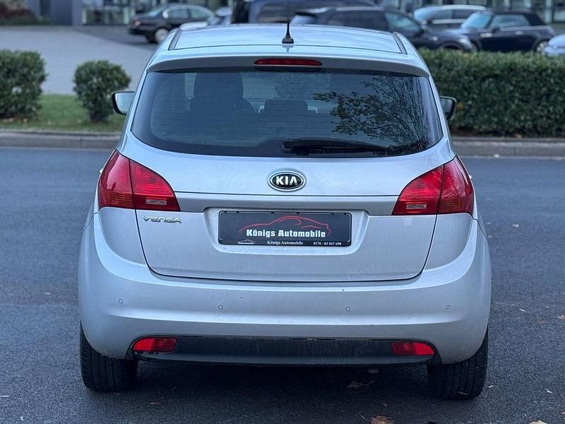 Gebraucht 2014 Kia Venga FIFA World Cup Edition 125 PS Kleinwagen ...