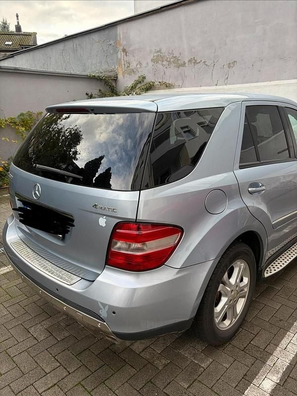 Gebraucht 2007 Mercedes ML350 272 PS SUV – 40227 Düsseldorf - Oberbilk ...