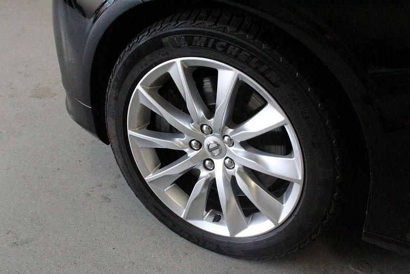 Gebraucht 2018 Volvo V90 Momentum 252 PS Kombi – (Händler) – 19.071 ...