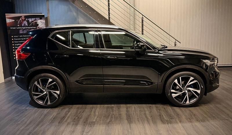 Gebraucht 2018 Volvo XC40 Momentum 150 PS SUV – Nordrhein-Westfalen ...