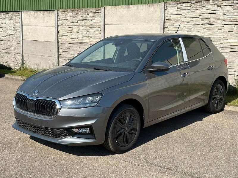 Neu 2025 Skoda 105 95 PS Limousine – (Händler) – 19.861 € (Seltenes ...