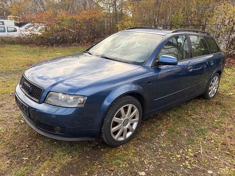 Gebraucht 2003 Audi A4 Sport 220 PS Kombi – Bayern (Händler) – 650 ...