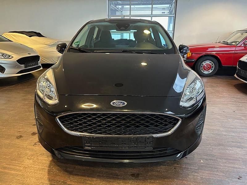 Gebraucht 2020 Ford Fiesta Cool & Connect 95 PS Limousine – Nordrhein ...