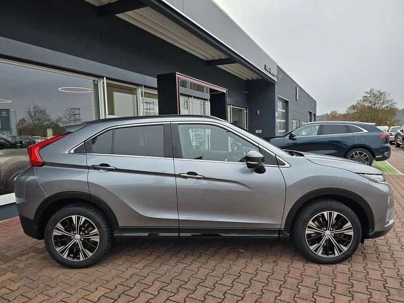Gebraucht 2020 Mitsubishi Eclipse Cross 163 PS SUV – 93133 Bayern ...