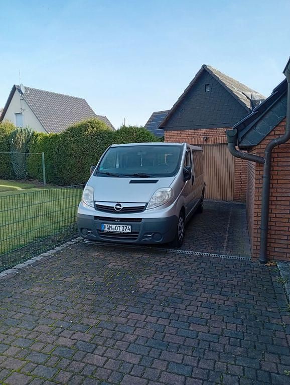 Gebraucht 2008 Opel Vivaro 90 PS Van – Nordrhein-Westfalen (Privat) – 9 ...