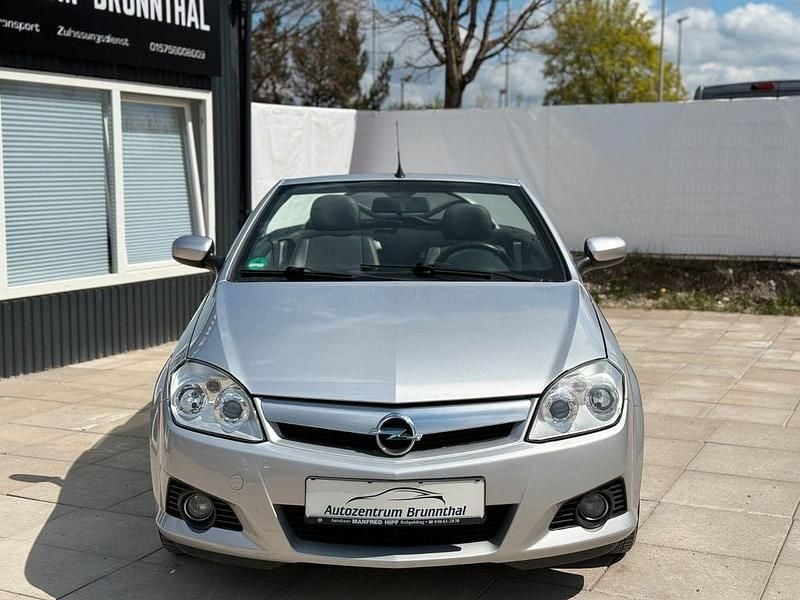 Gebraucht Opel Tigra Sport 125 PS (2006) - 1.690 € | AutoUncle
