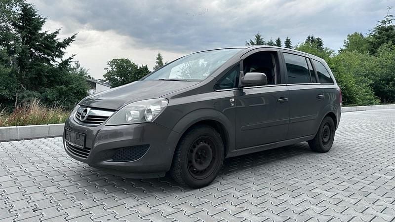 Wunderbar Opel Zafira Anhngelast Bild