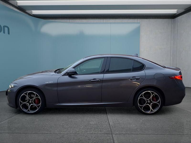Gebraucht 2023 Alfa Romeo Giulia Veloce 280 PS Limousine – 80636 ...
