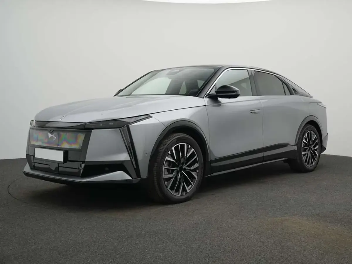 Neu DS Automobiles N°8 245 PS (2026) in Borken - 69.990 € | AutoUncle